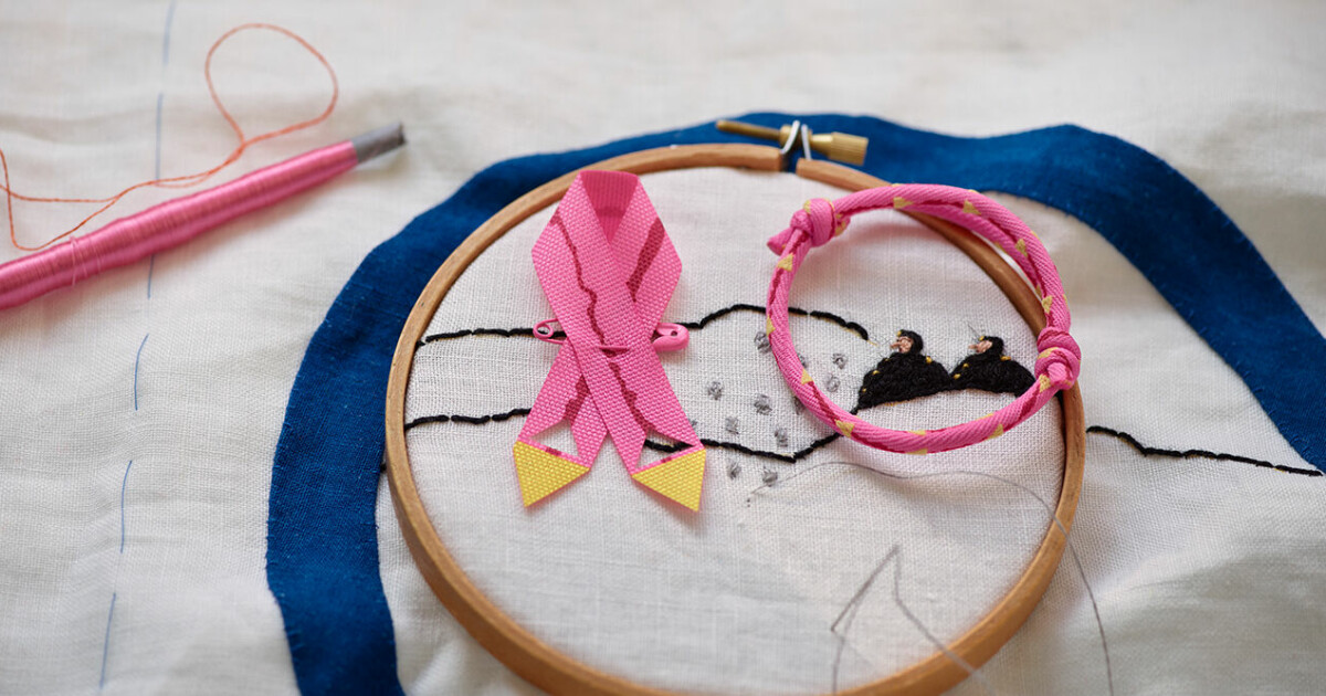 Britta Marakatt-Labba designar rosa bandet 2024 | ELLE