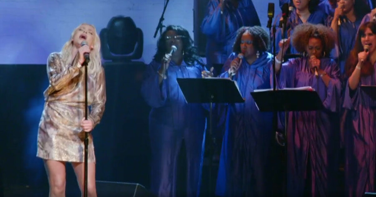 Zara Larsson Sjunger Gospel I New York Elle