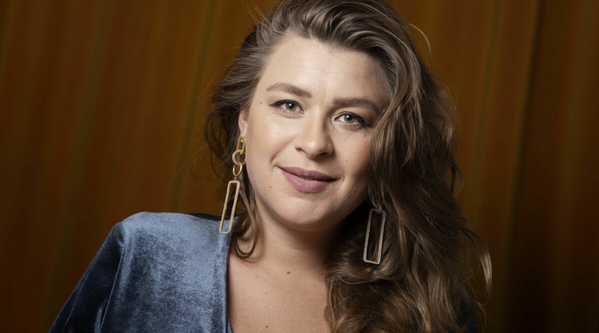 Linnea Henriksson släpper julmusik och åker på turné | ELLE