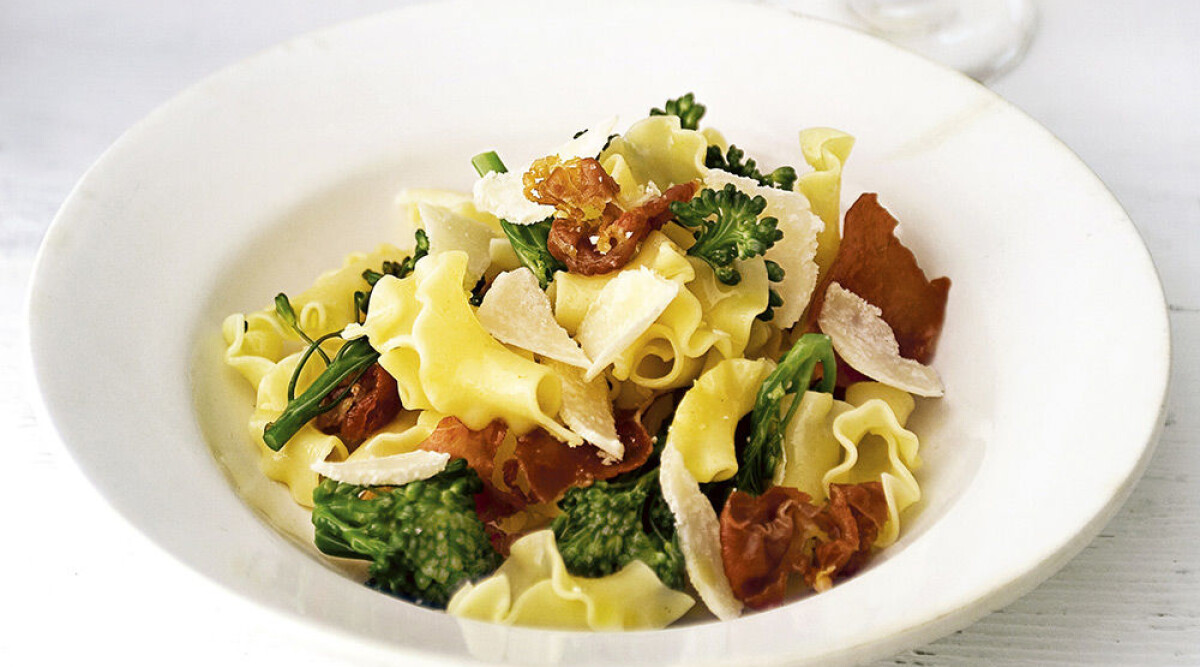 Fiorelli med broccoli och prosciutto | ELLE