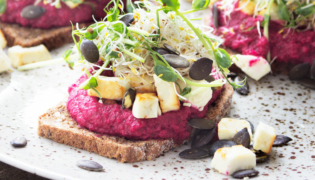 Matig macka med rödbetshummus och rostad fetaost | ELLE